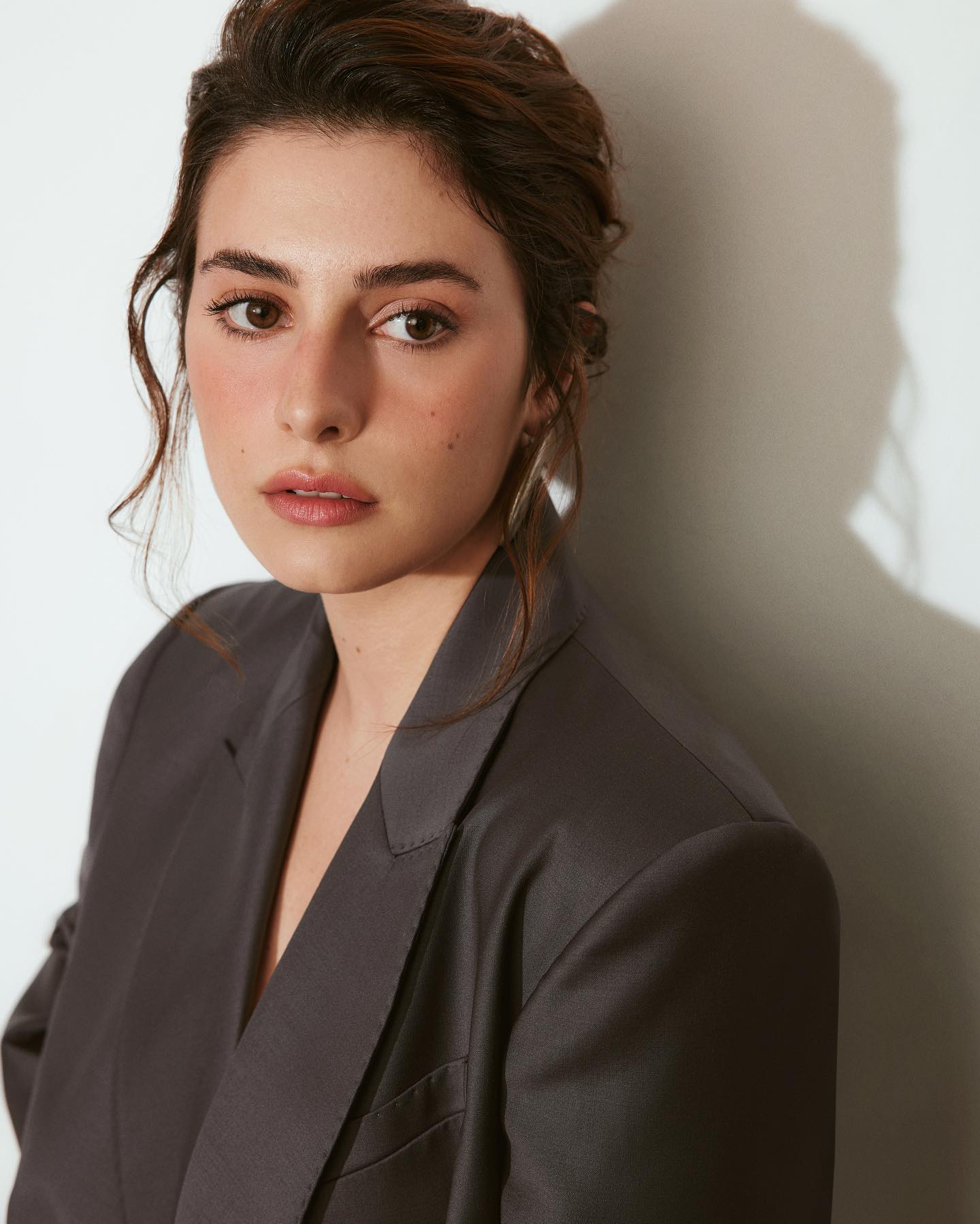 Asude Kalebek “Abi” dizisinde - Birsen Altuntaş